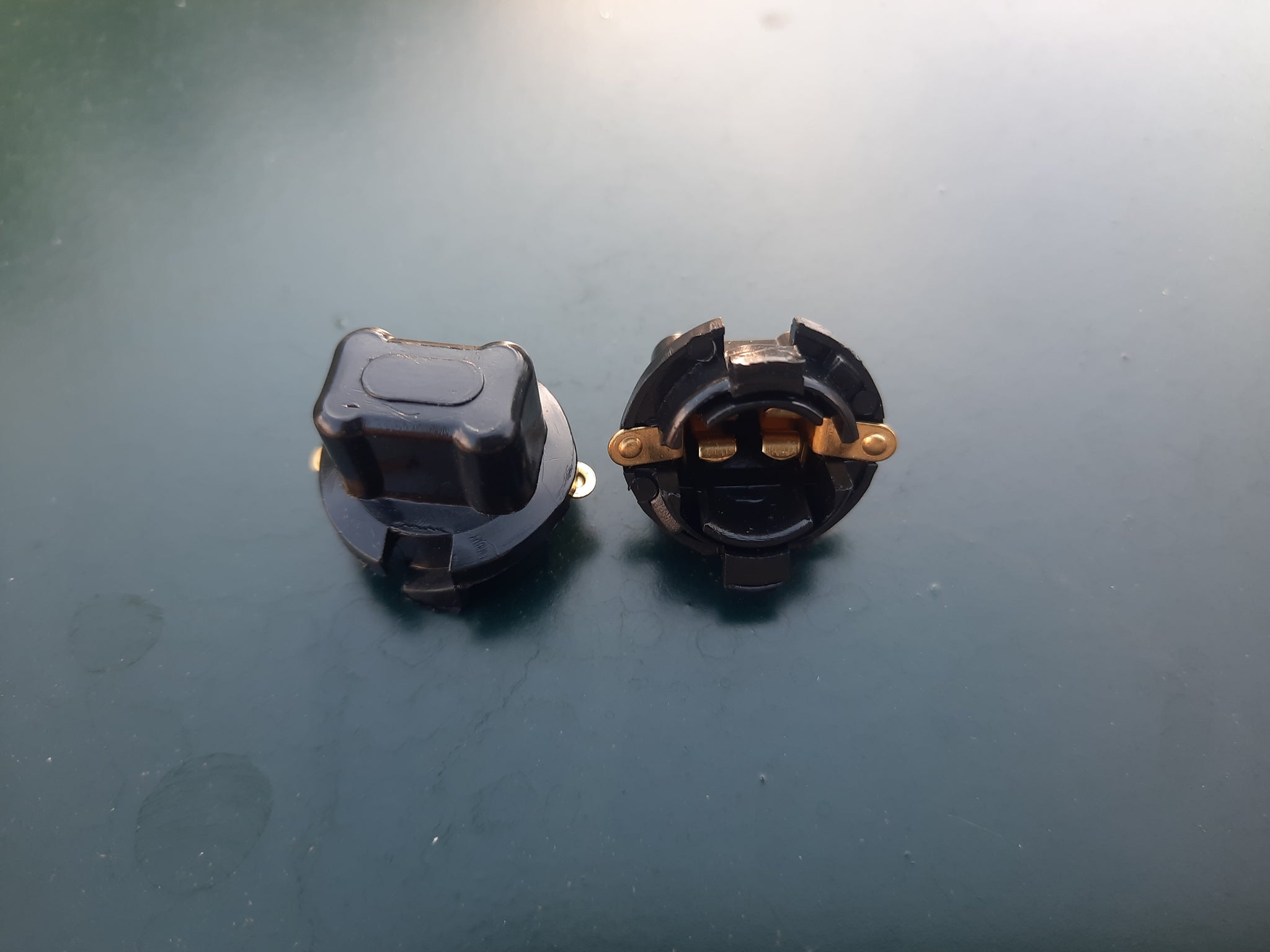 Dash Light Socket – GRC Fabrication